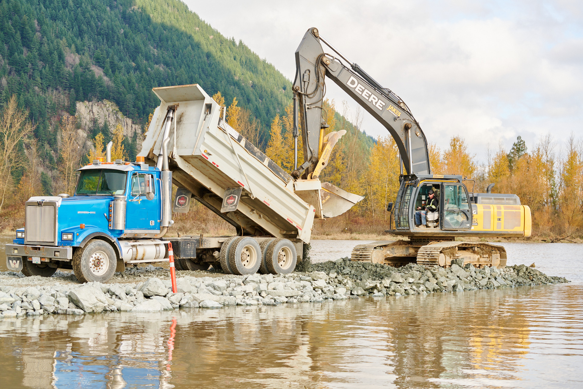 Sumas Dike Repairs – Jakes Construction